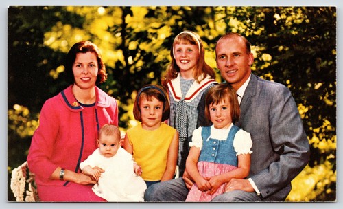 Moline Illinois Politics~Tom Railsback for Congress~Wife & Children ...