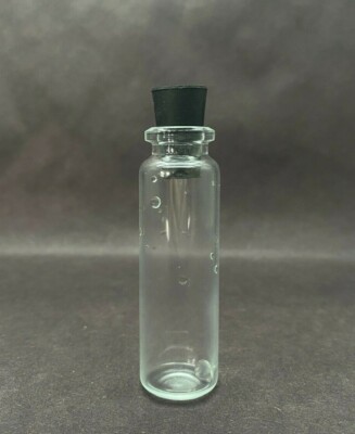 Laboratory Glass 20mL Reaction Bottle w/ Rubber Stopper 3" Overall ...