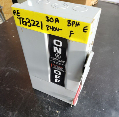 GE 30 Amp Fusible Safety Switch TG3221, 30A 240V 3PH FUSE ~ USED | eBay