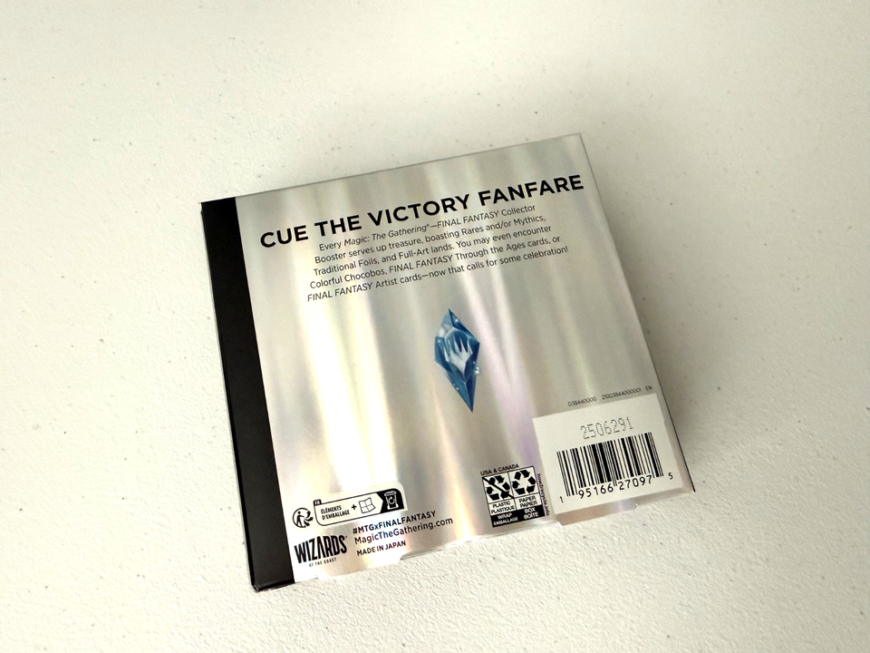 EMPTY - Magic: The Gathering Final Fantasy Collector Booster Box ...