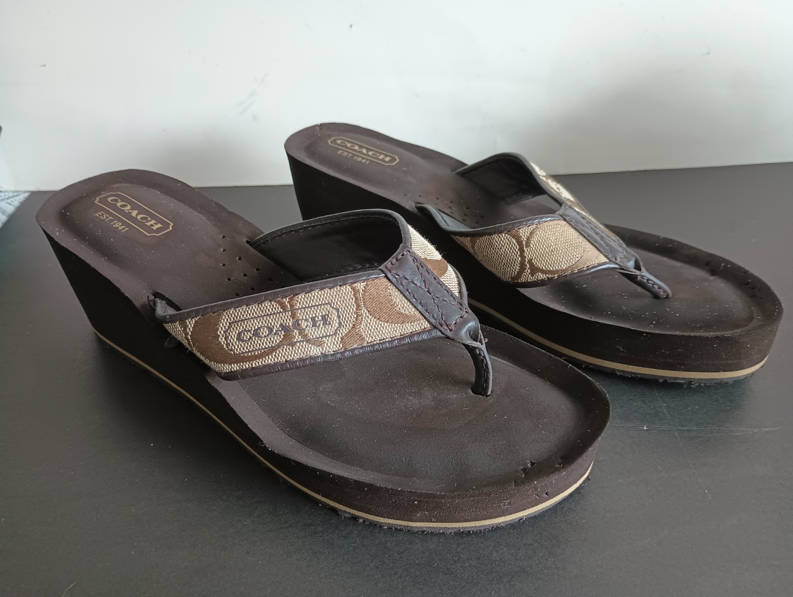 Coach Womens Signature Platform Wedge Flip Flop Sanda… - Gem