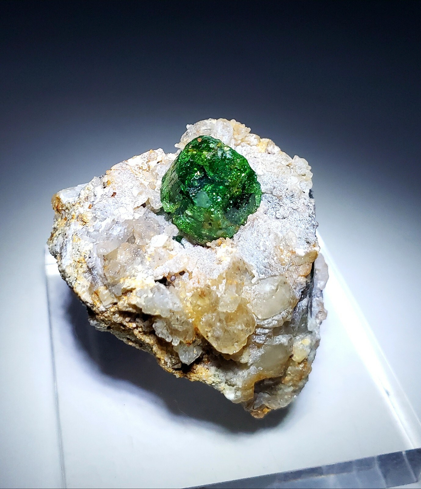 ***FANTASTIC-Green Tourmaline crystal in matrix, mine Tanzania*** | eBay