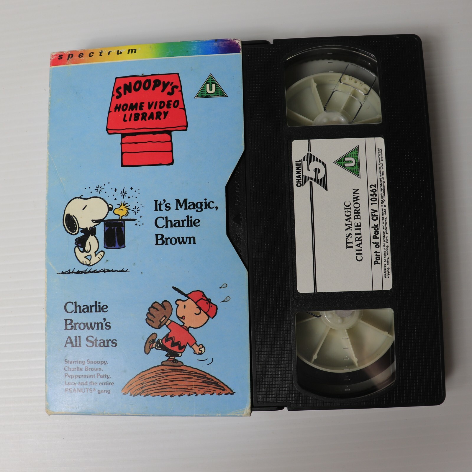 Snoopy's Home Video Library: It's Magic Charlie Brown VHS 5014226105628 ...
