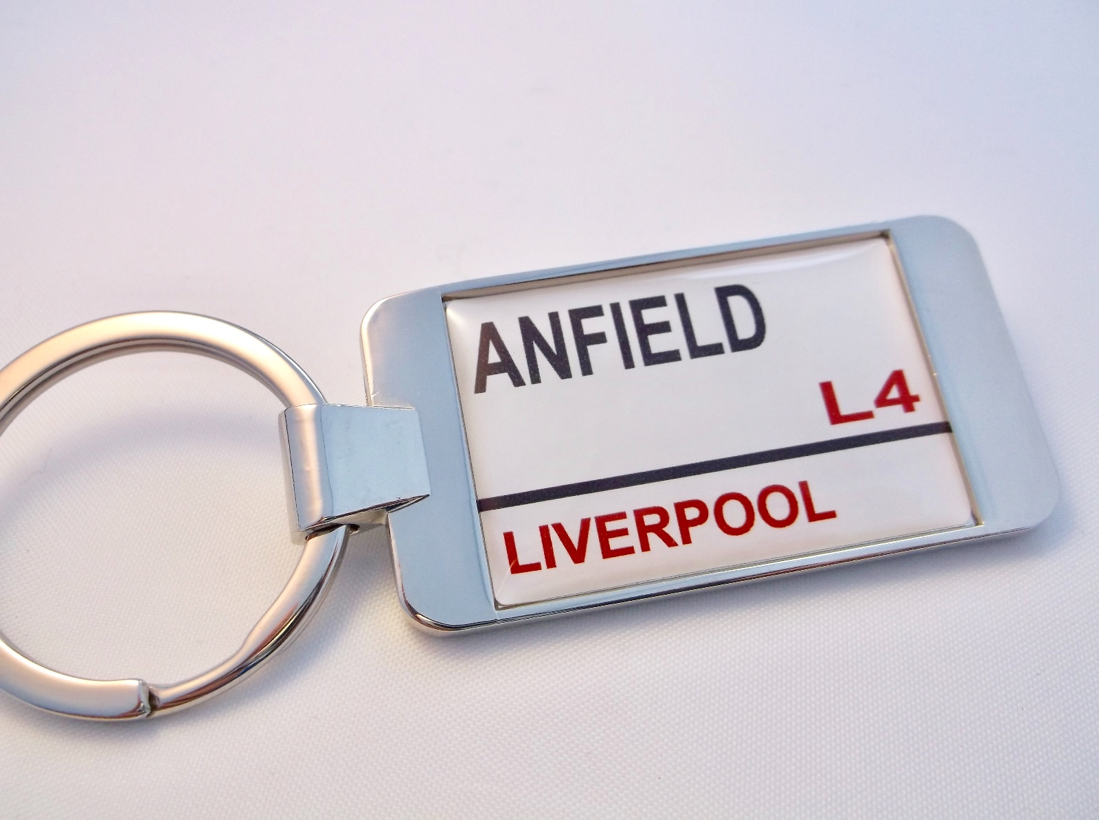 LIVERPOOL STADIUM ROAD BADGE STREET SIGN KEYRING KEY FOB KEYFOB CHAIN ...