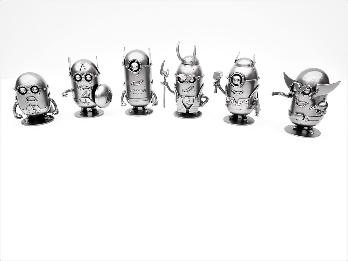 Art Recycled Metal Minions Sculptures