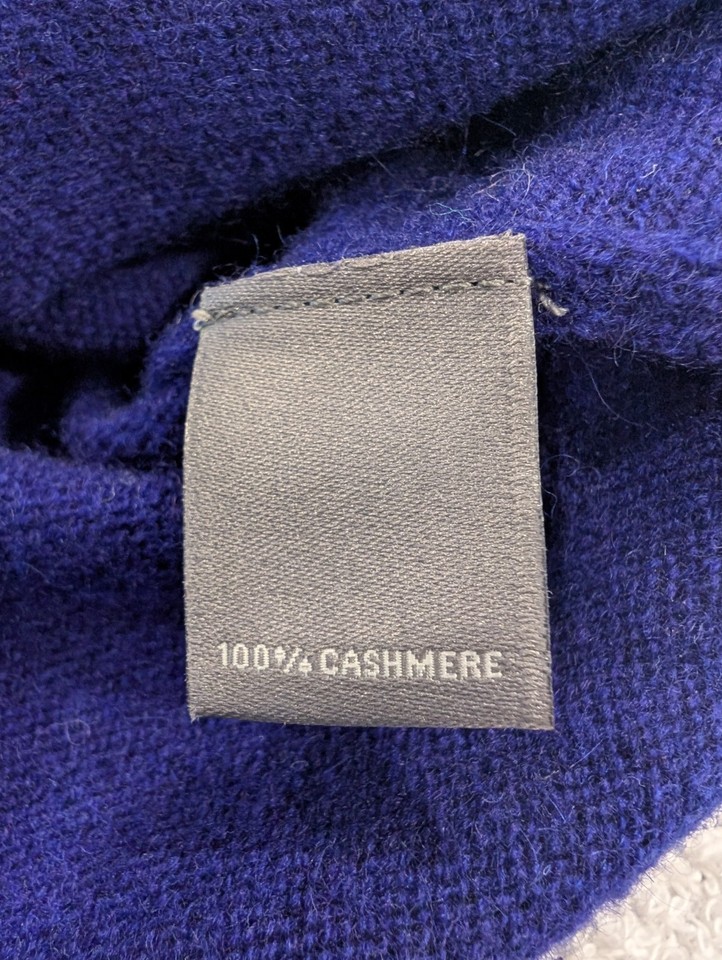 100% Cashmere v neck Sweater Neiman Marcus | eBay