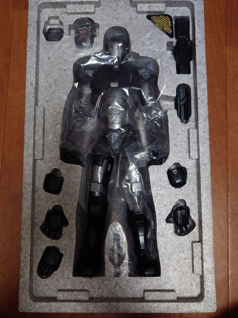 Hot Toys MMS530-D31 War Machine Mark VI Avengers Endgame 1/6 Hot Toys MMS530-D31 War Machine Mark VI Avengers Endgame 1/6