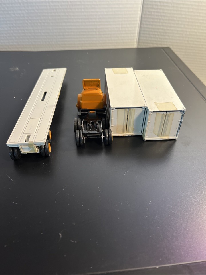 PRESTON 151 Lines 9000 cab TRACTOR & FLATBED CONTAINERS TRAILER WINROSS ...