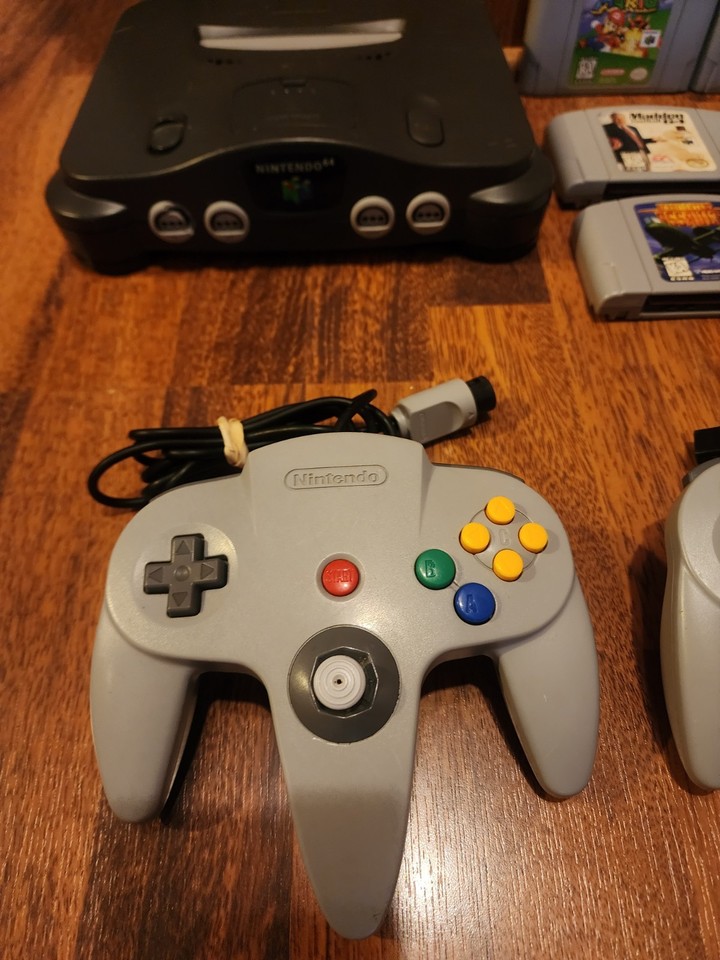 Nintendo N64 System Console Bundle W/2 Controllers Plus 6 Games Includ ...