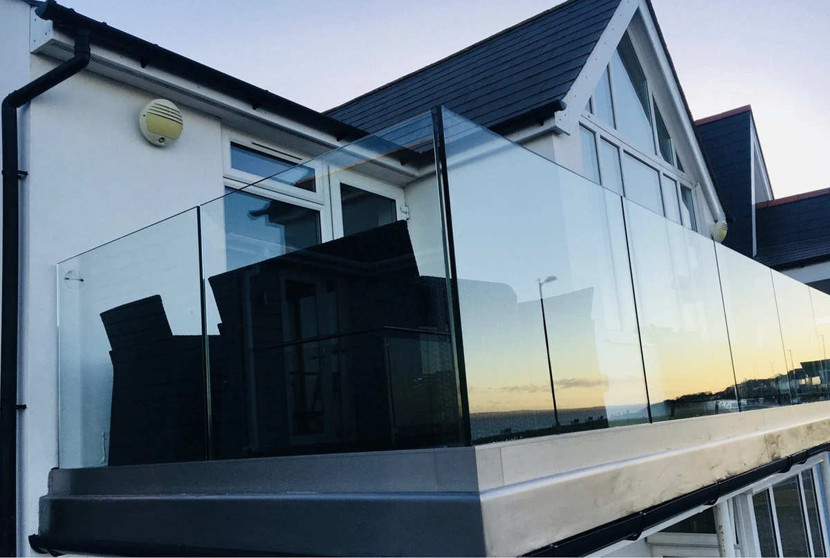 Frameless Glass Balcony Railing