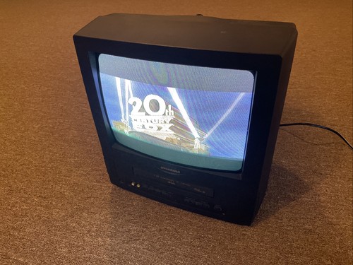 Sylvania 13" TV/VCR Combo Model SSC130 Vintage Video Gaming & VCR TV | eBay