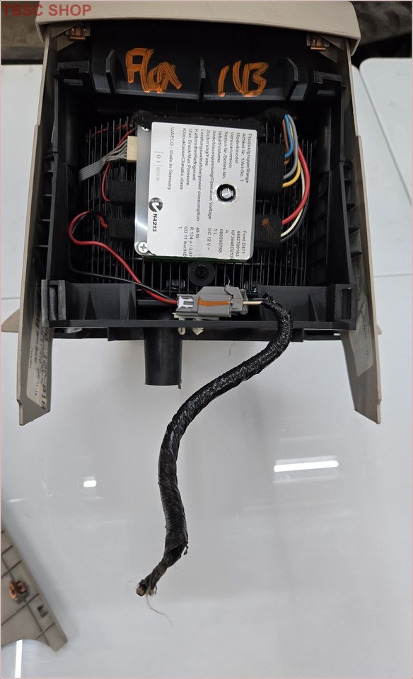 2009 to 2019 Ford FLEX Rear 2nd Row Center Console Fridge Freezer Beige ...