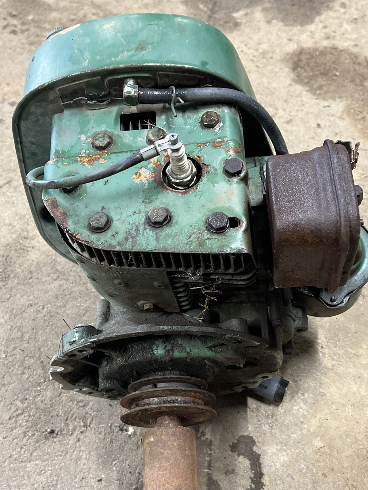 Vintage RARE Tecumseh Small Engine Motor / Model V40-50061C | eBay