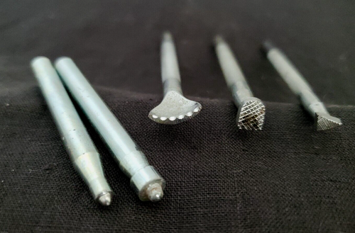 VTG Craftool Metal Leather Stamps F899 F976 V406 Plus 4 Unmarked ...