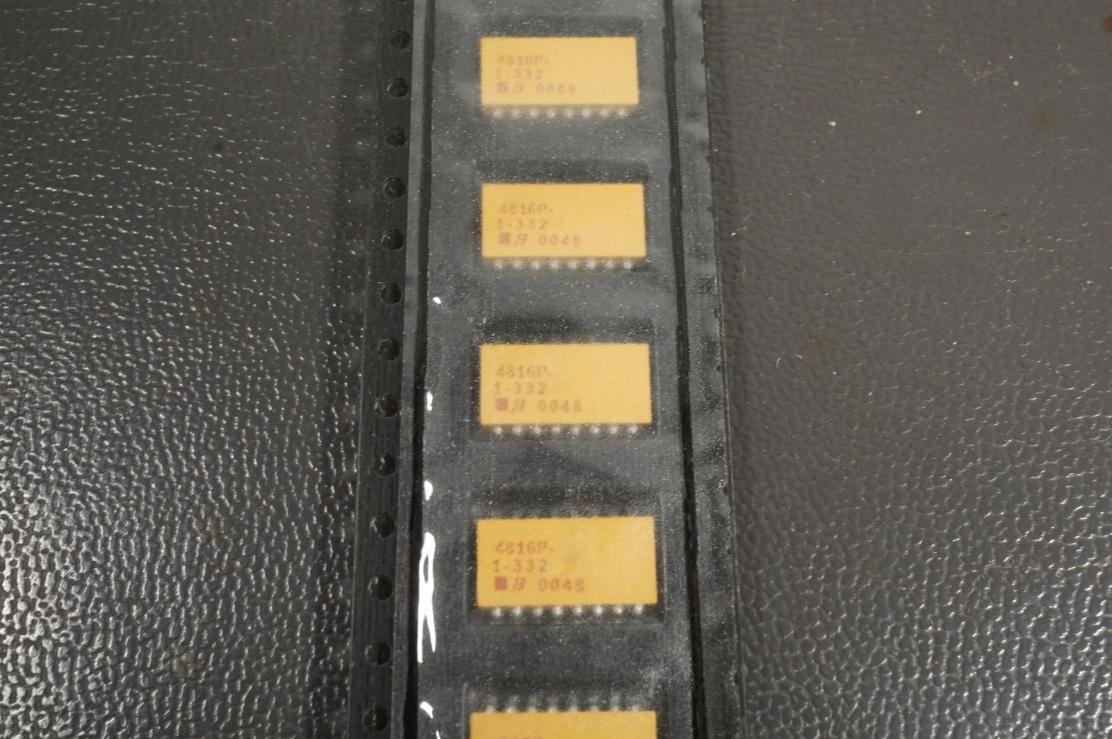 Lot of 5 4816P-1-332 Bourns Resistor Array 3.3K Ohm 8 Elmt 1.28W 2% 16 ...
