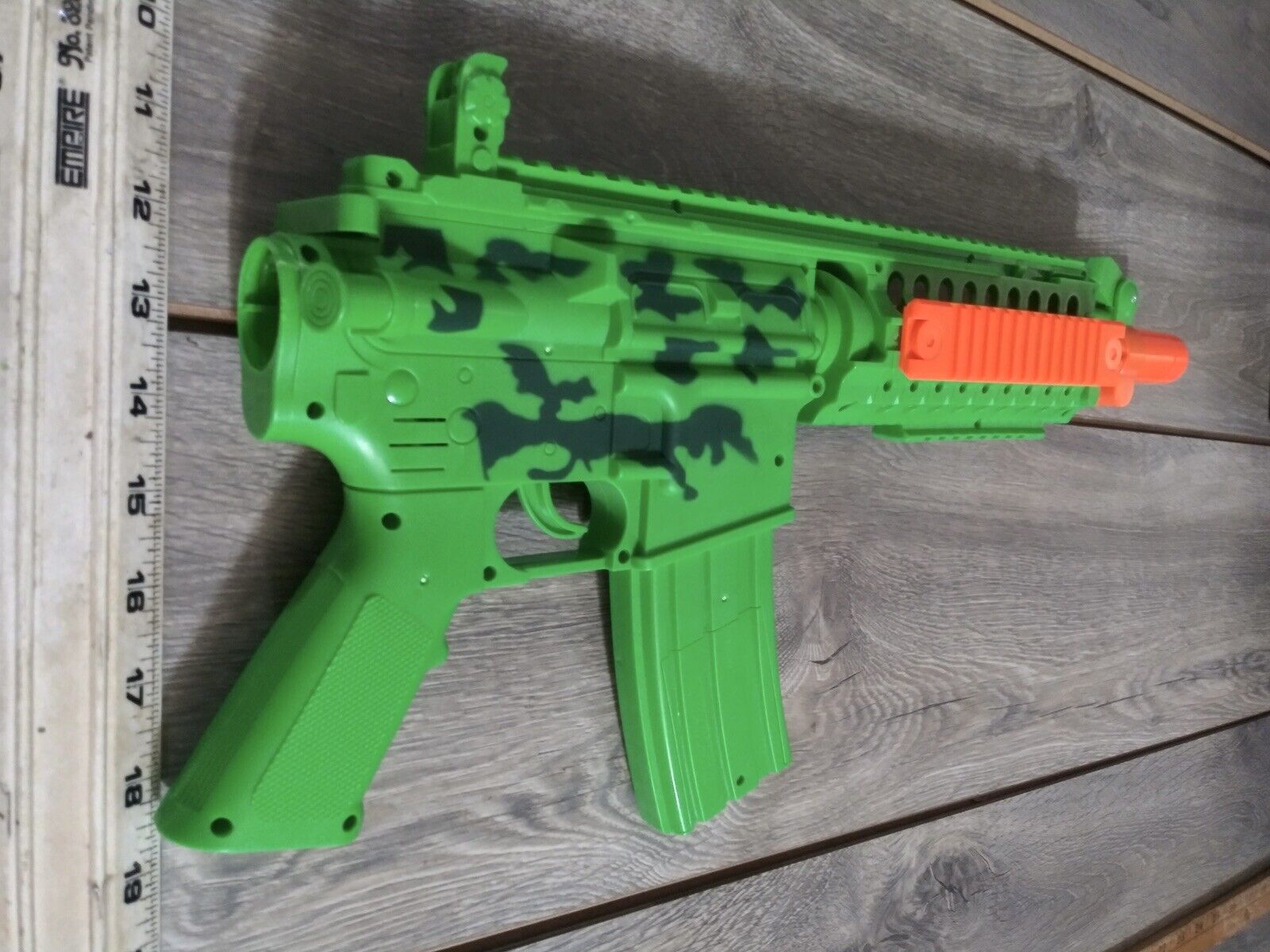 Green camouflage Army Toy gun (lights up) | eBay