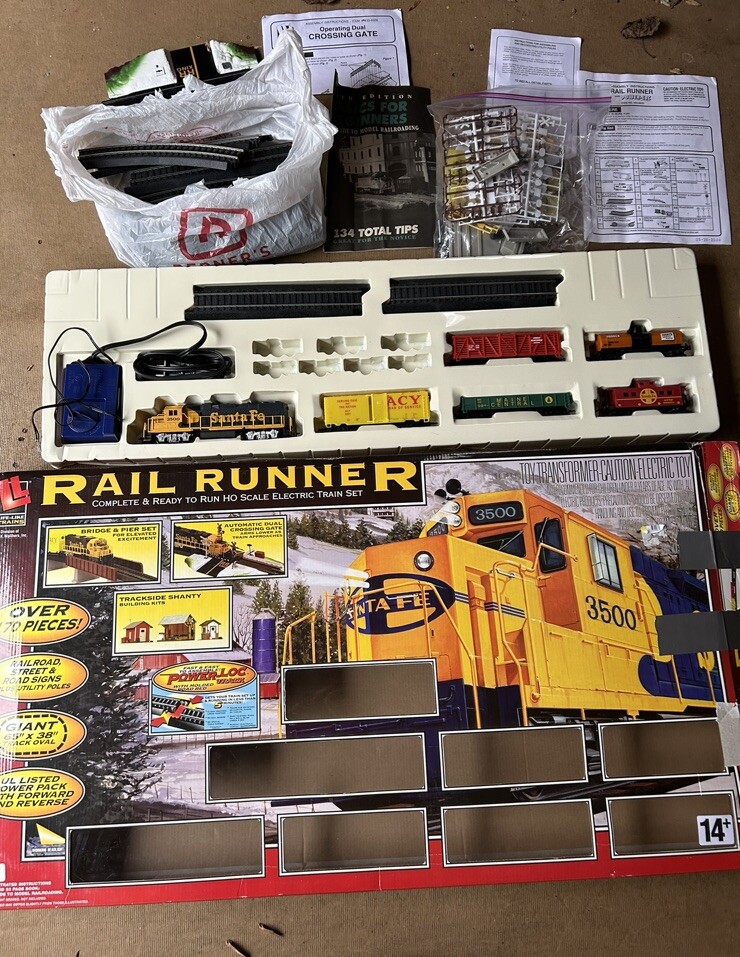 Vintage Life-Like Rail Runner HO Scale Electric Train Set Santa Fe | eBay