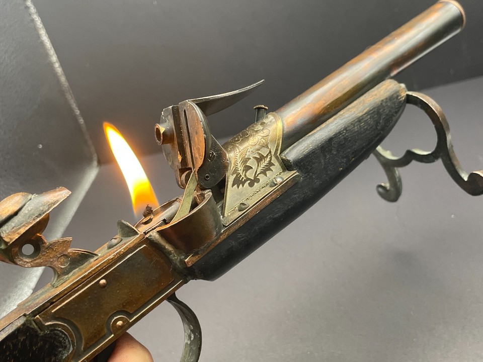 Vintage Pirate Derringer Pistol Long Barrel Bronze Table Lighter ...