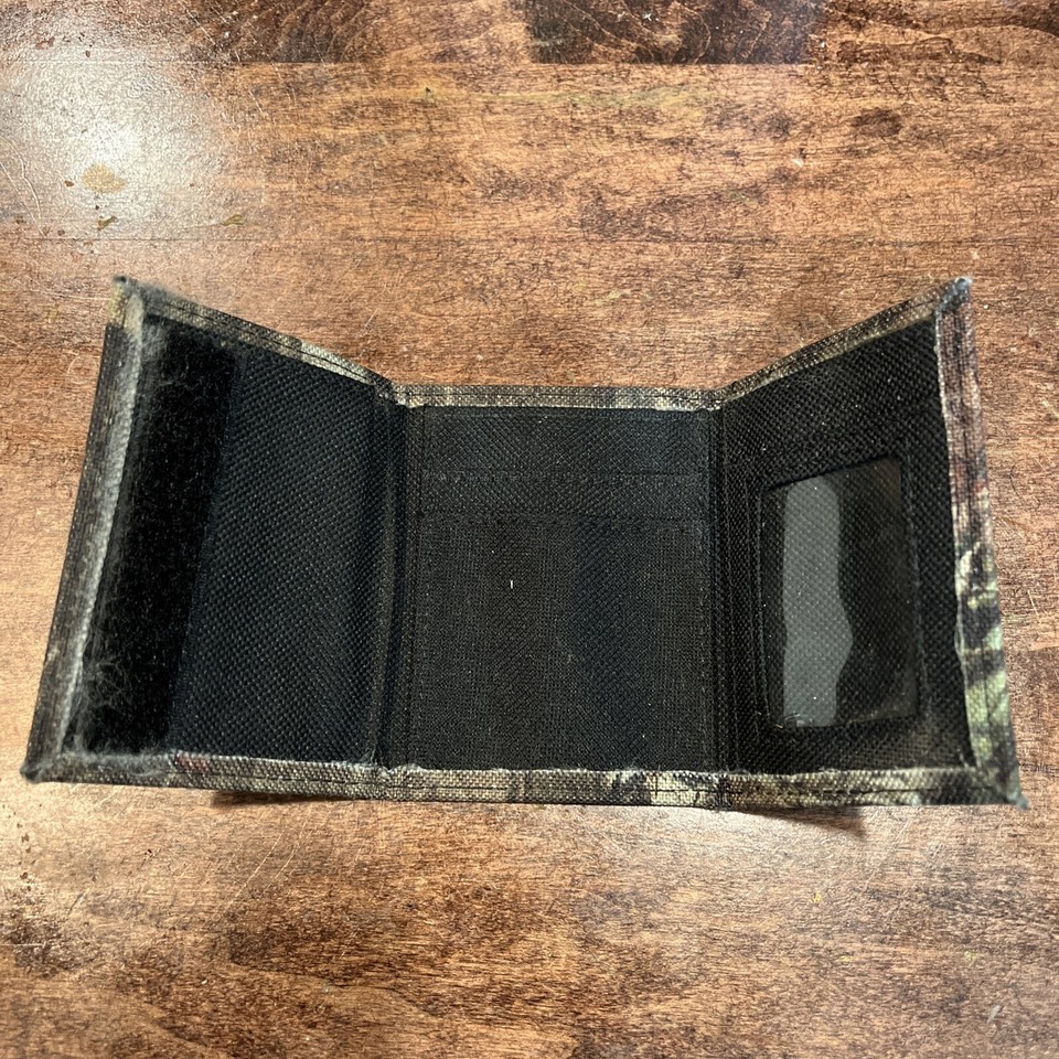 REALTREE Camouflage Camo Hunting Nylon Lightweight Trifold Wallet | eBay