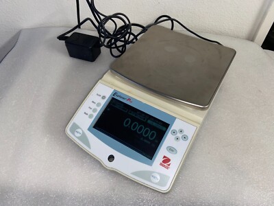 Lab Scales & Balances - Milligram Scale