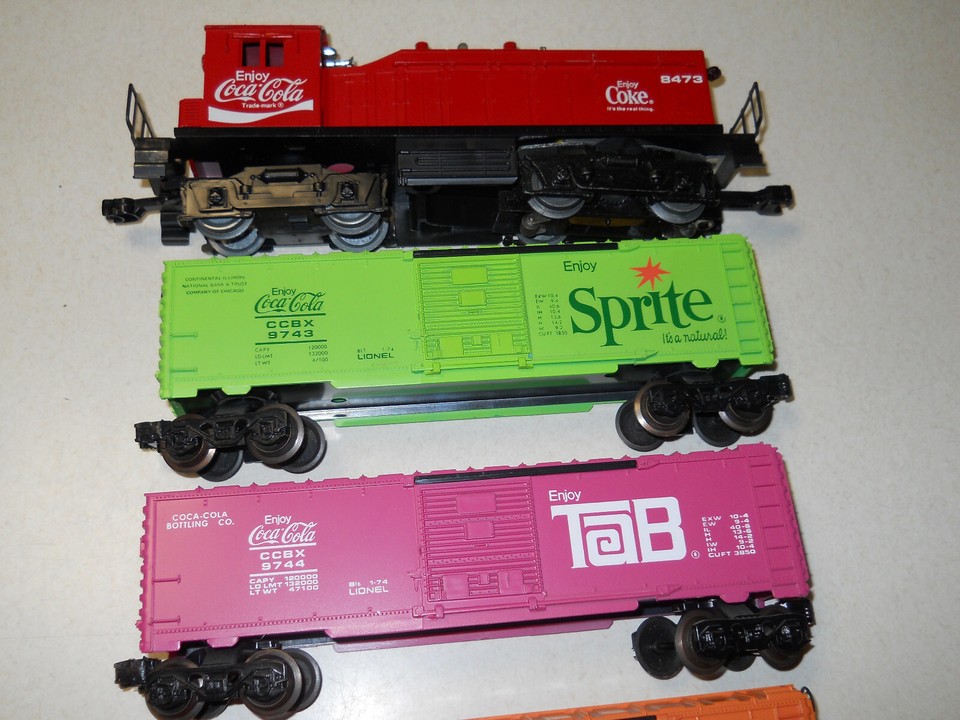Lionel Coca-Cola Train 8473 Locomotive Sprite Tab Fanta Coke Caboose ...