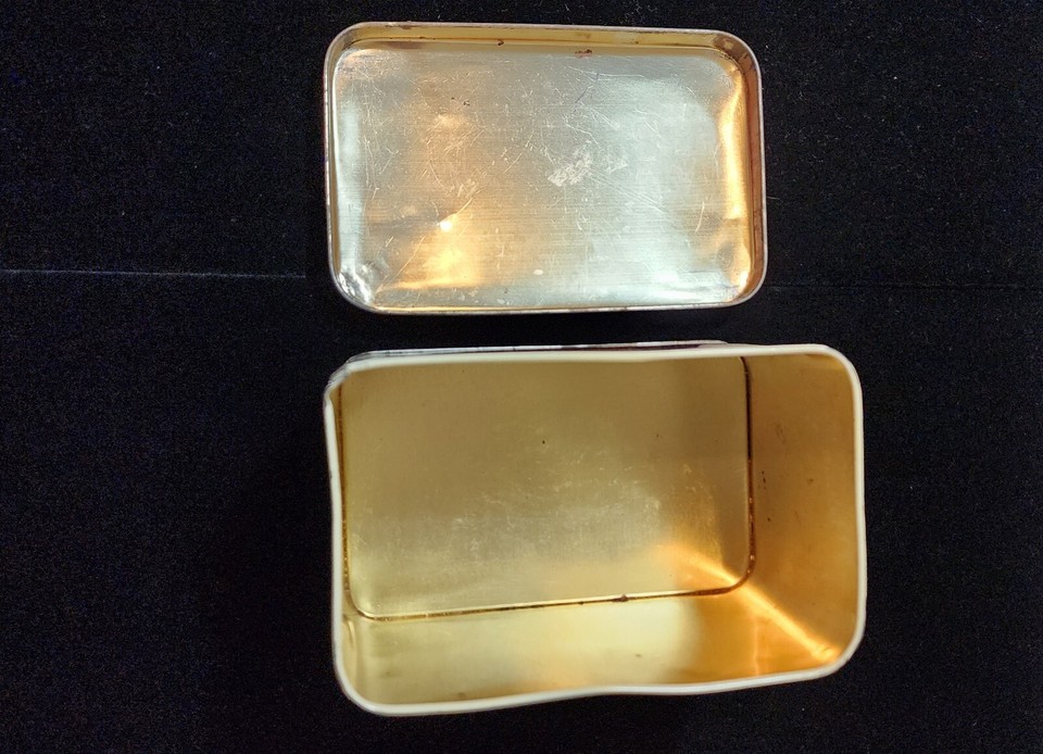 VINTAGE BRISTOW'S OF DEVON "COUNTRYSIDE "EMPTY TIN, CREDITON DEVON, 3 1 ...