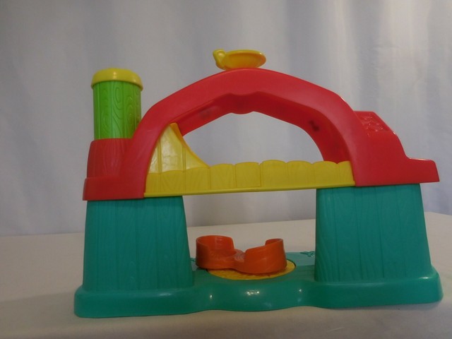 2009 Playskool Hasbro Weebles Wobble Musical Treehouse Playset With 4 ...