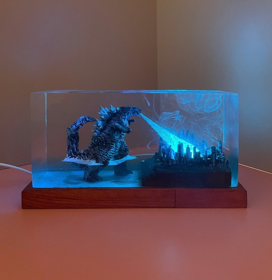 Godzilla Epoxy Resin Table Lamp/Desk Lamp, Custom Night Light, Gift for ...