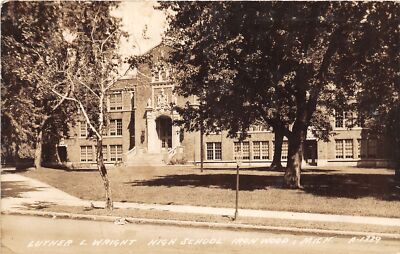 J62/ Ironwood Michigan RPPC Postcard c1940s Luther L Wright High School ...