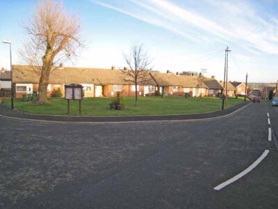 Photo 6x4 The Folds Hetton-Le-Hole Row of bungalows at the top of North ...