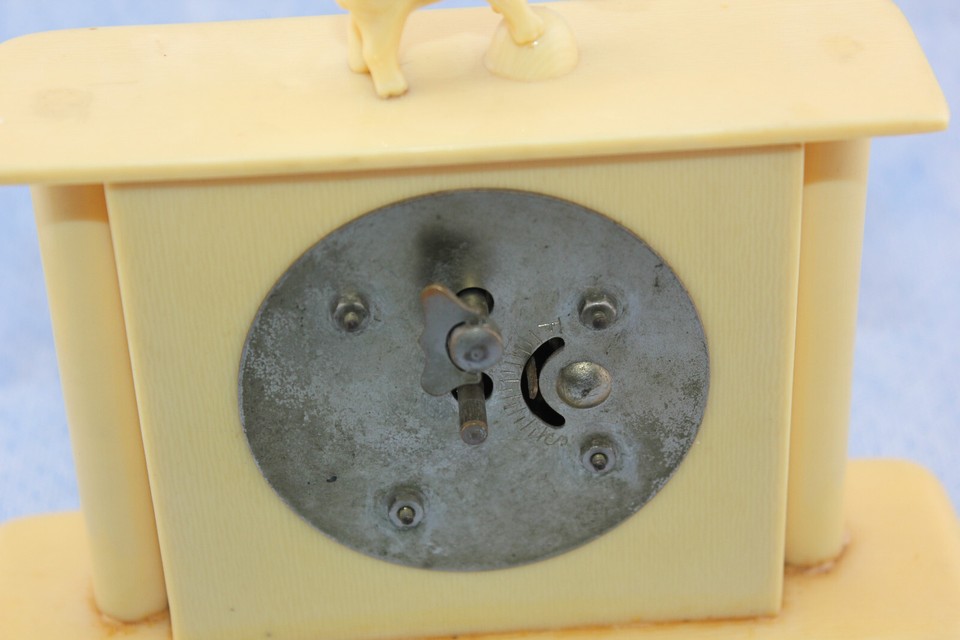 VINTAGE NEW HAVEN WINDUP CELLULOID CLOCK WITH ELEPHANT ON TOP | eBay