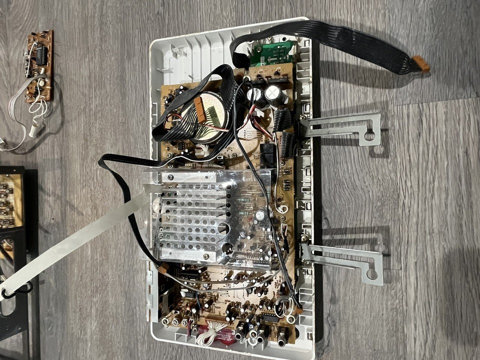 Nutone Intercom System IM-3303 with accessories (transformers, Door ...