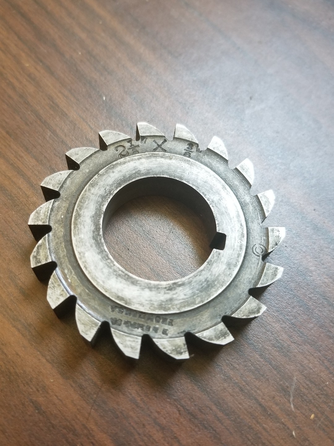 Brown & Sharpe Mfg. 2-1/2" x 3/8" Milling Cutter 1D-1133-G24 | eBay