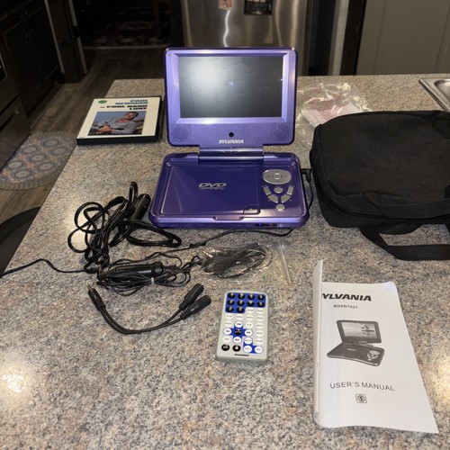 SYLVANIA SDVD7027 PURPLE 7" Swivel-Screen Portable DVD Players (Purple ...