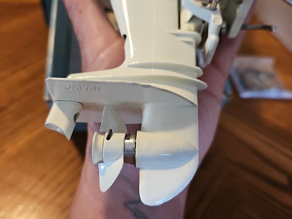 VTG FUJI Model Engine RC BOAT GAS ENGINE OUTBOARD MOTOR w/ ORIGINAL BOX ...