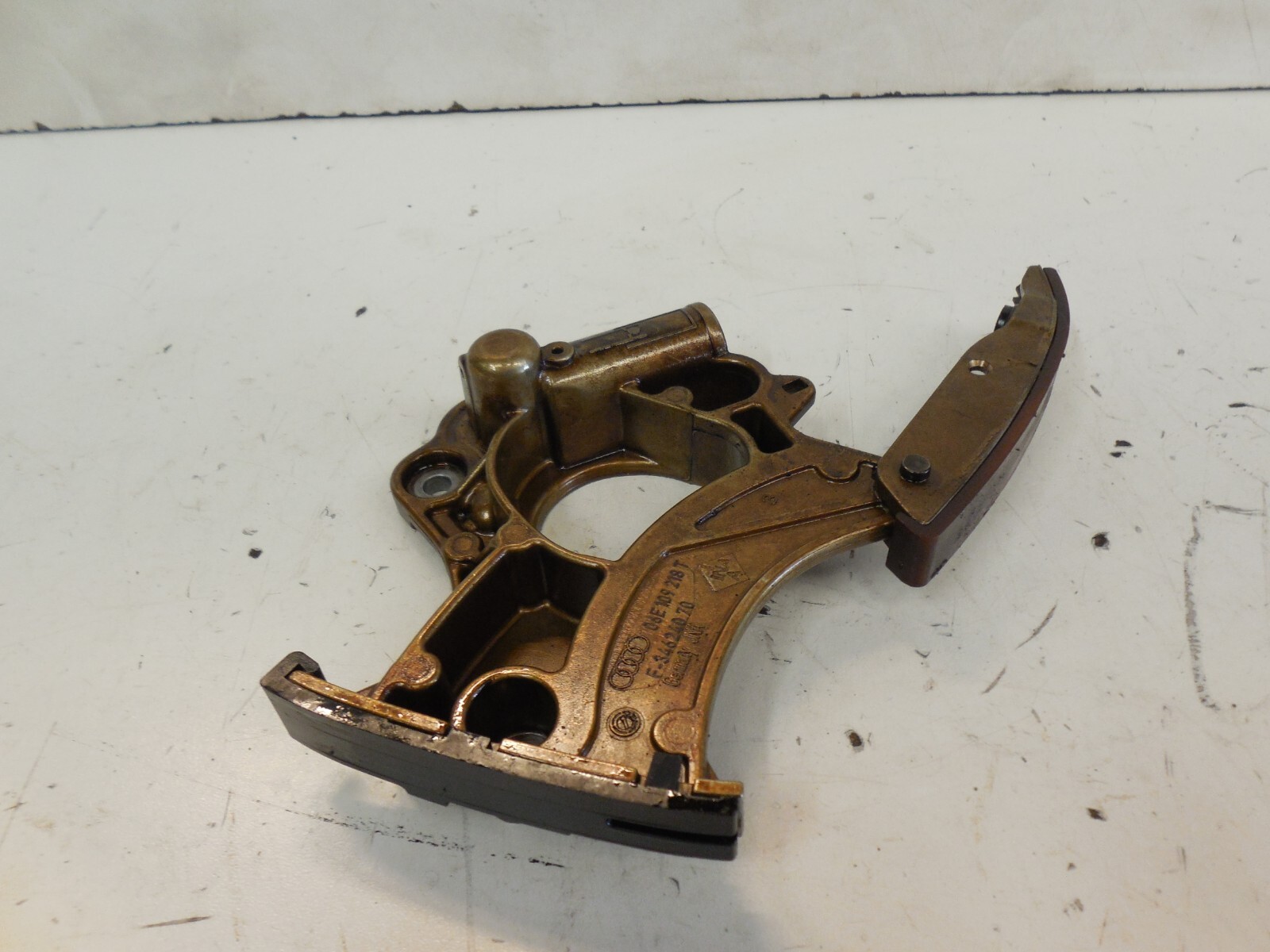 Audi A4 A5 A6 S4 S6 Q5 3.2L 3.0L Upper Right Timing Chain Tensioner | eBay