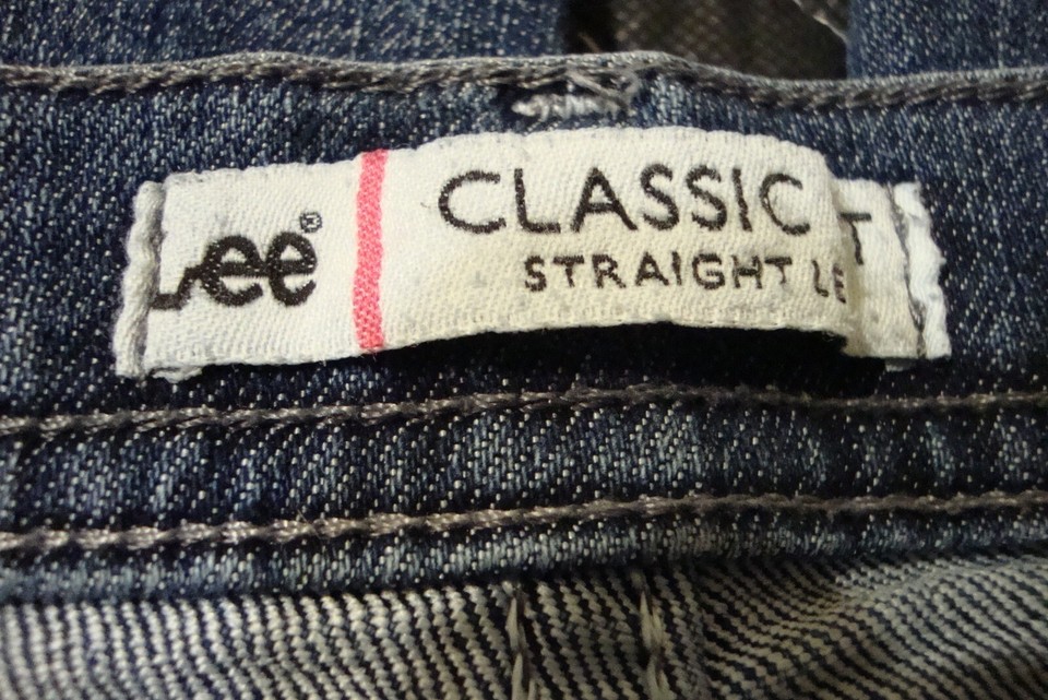 Lee Women's Classic Fit Straight Leg Jeans Sz 8S Stretch Slimming RN ...