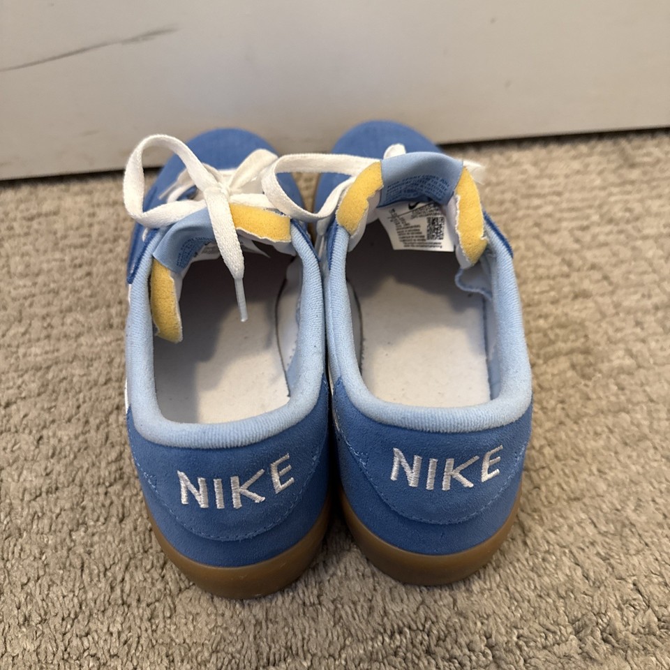 Nike SB Dunk Low Pro ISO in the "University Blue" colorway (FJ1674-401 ...