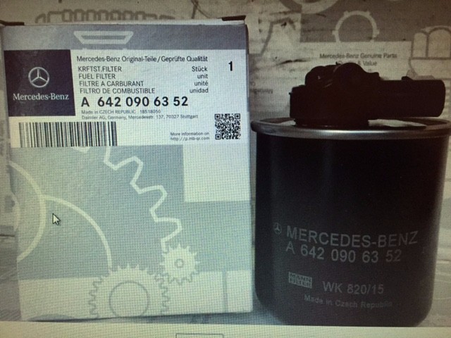 Mercedes Benz Diesel Fuel Filter 5 Pin Connector OEM MANN WK 820/15 A ...