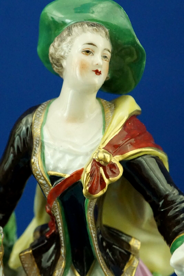 CHELSEA PAIR Porcelain figurines lady dandy England 1700s XVIII Gold ...