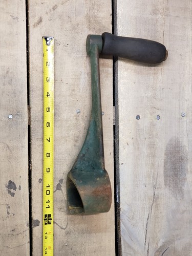 Vintage Antique Hand Crank Engine Starter Handle Truck Tractor Steam ...