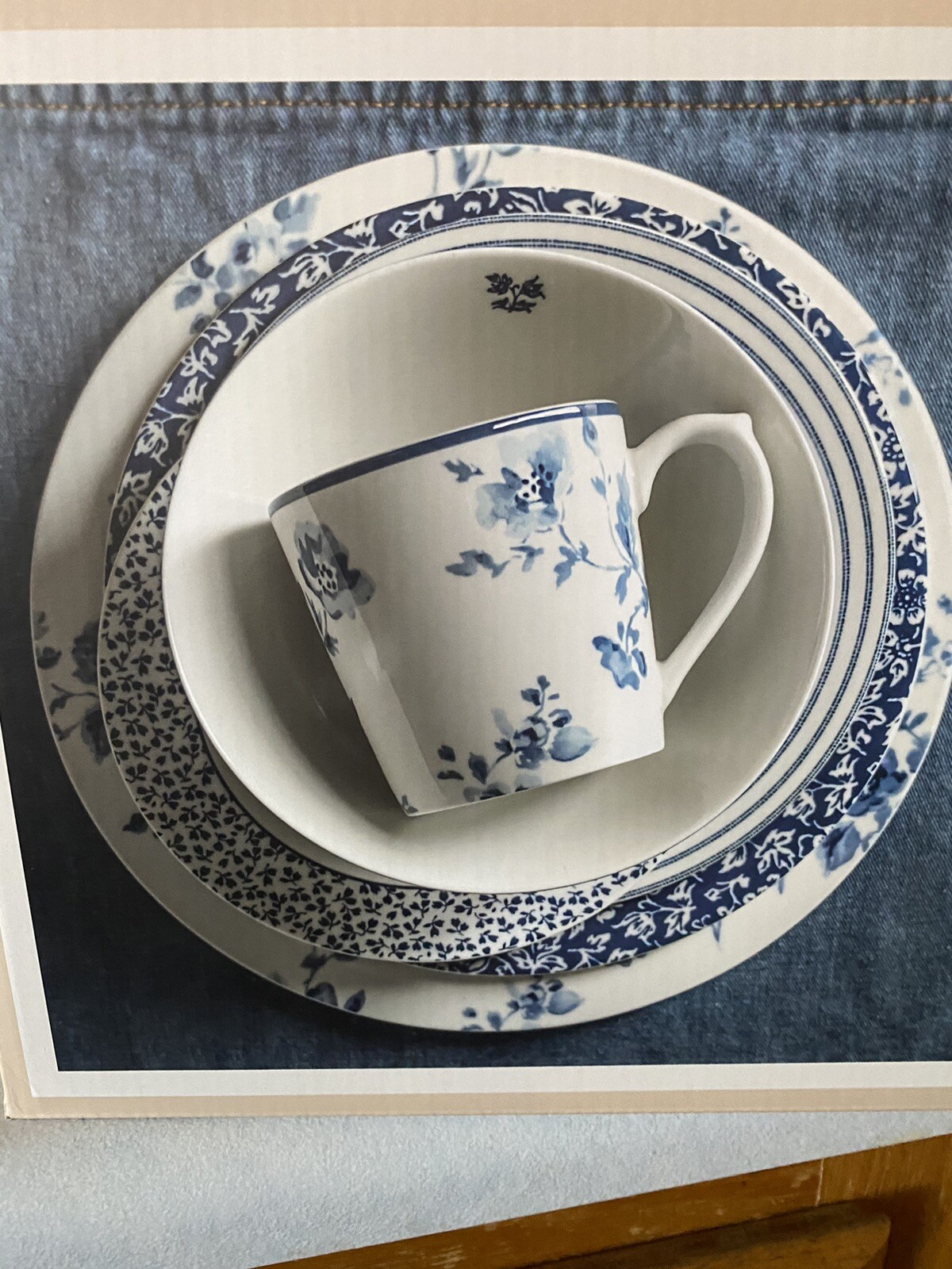 NEW LAURA ASHLEY BLUEPRINT DINNERWARE 12 PIECE SET | eBay