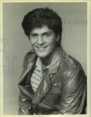 1984 Press Photo Jeff Yahger plays Kyle Bates in NBC's drama series "V ...