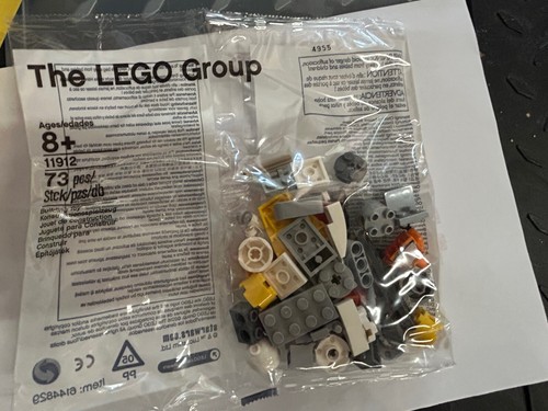 LEGO 11912 - STAR WARS - REBEL PILOT ZIN EVALON & Y-WING STARFIGHTER ...