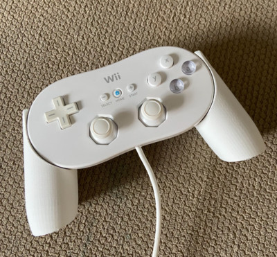 Nintendo Wii Classic Comfort Grip With Wiimote Clip | eBay