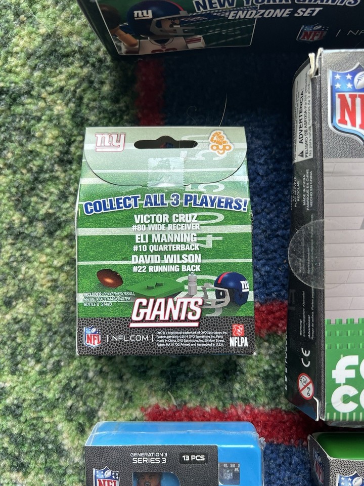 New York Giants OYO Building Blocks Odell Beckham Locker Victor Cruz ...