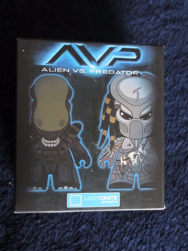 Alien Vs. Predator Figure, Loot Crate Exclusive Blind Box + AVP pin! | eBay