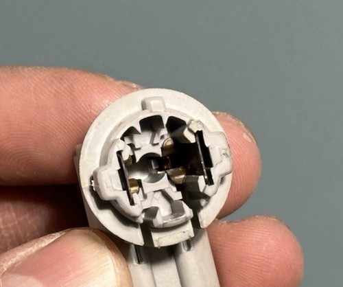 LICENSE PLATE LIGHT BULB SOCKET TRUNK LID LAMP LENS REAR BACK for LEXUS ...