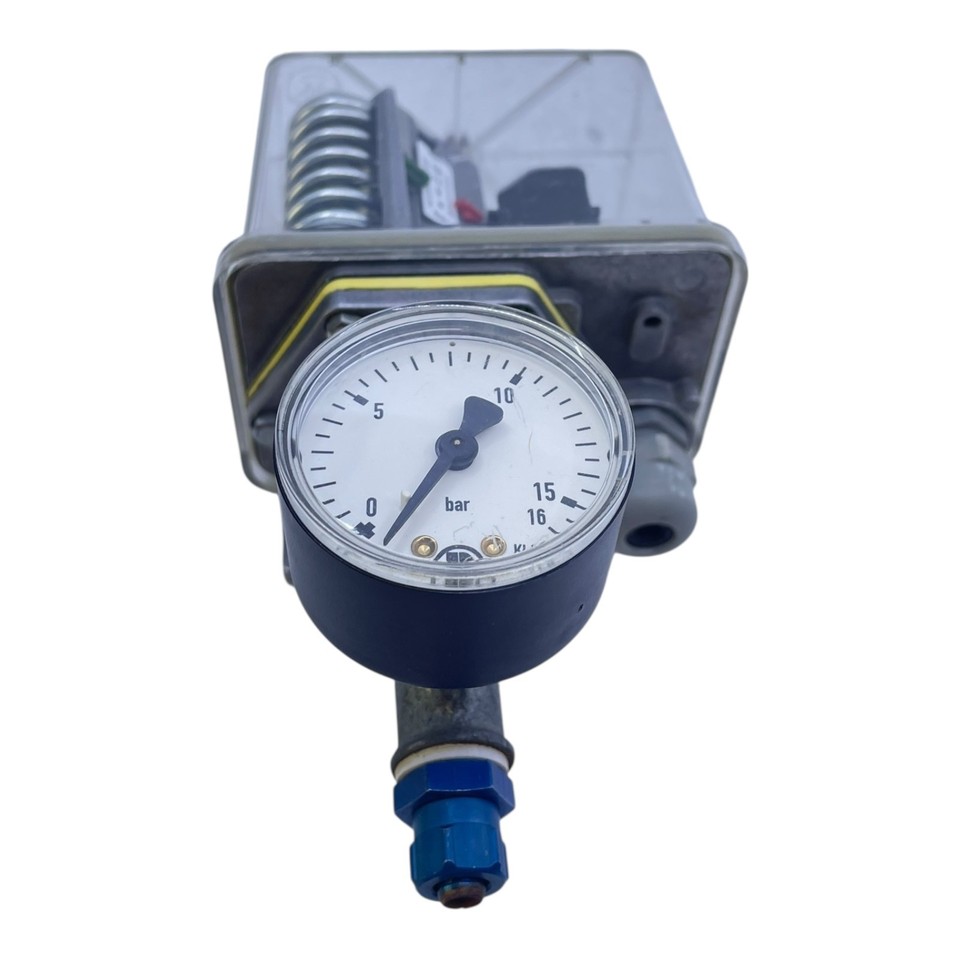 Fanal Pressure Switch FF4-16 1–16 Bar With Manometer Suitable For ...