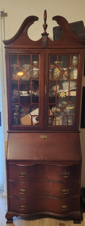 Vintage Secretary Desk / Maddox Governor Winthrop Mahogany Secretary ...